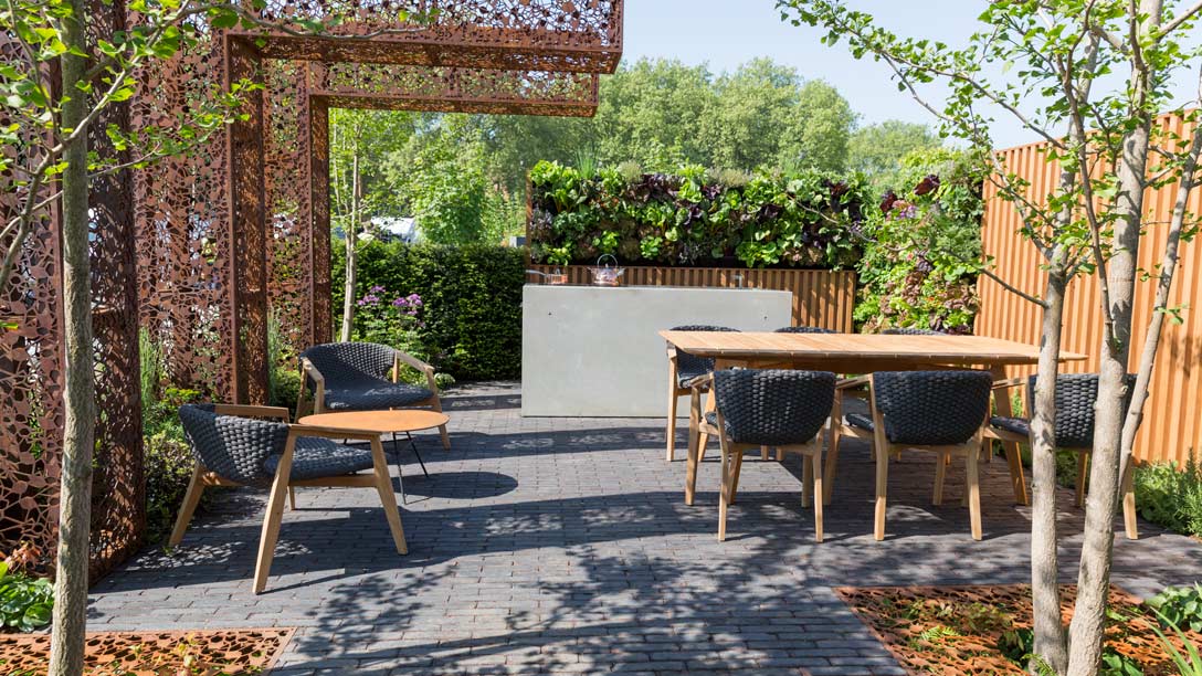 See the Urban Flow Show Garden at RHS Chelsea Flower Show / RHS