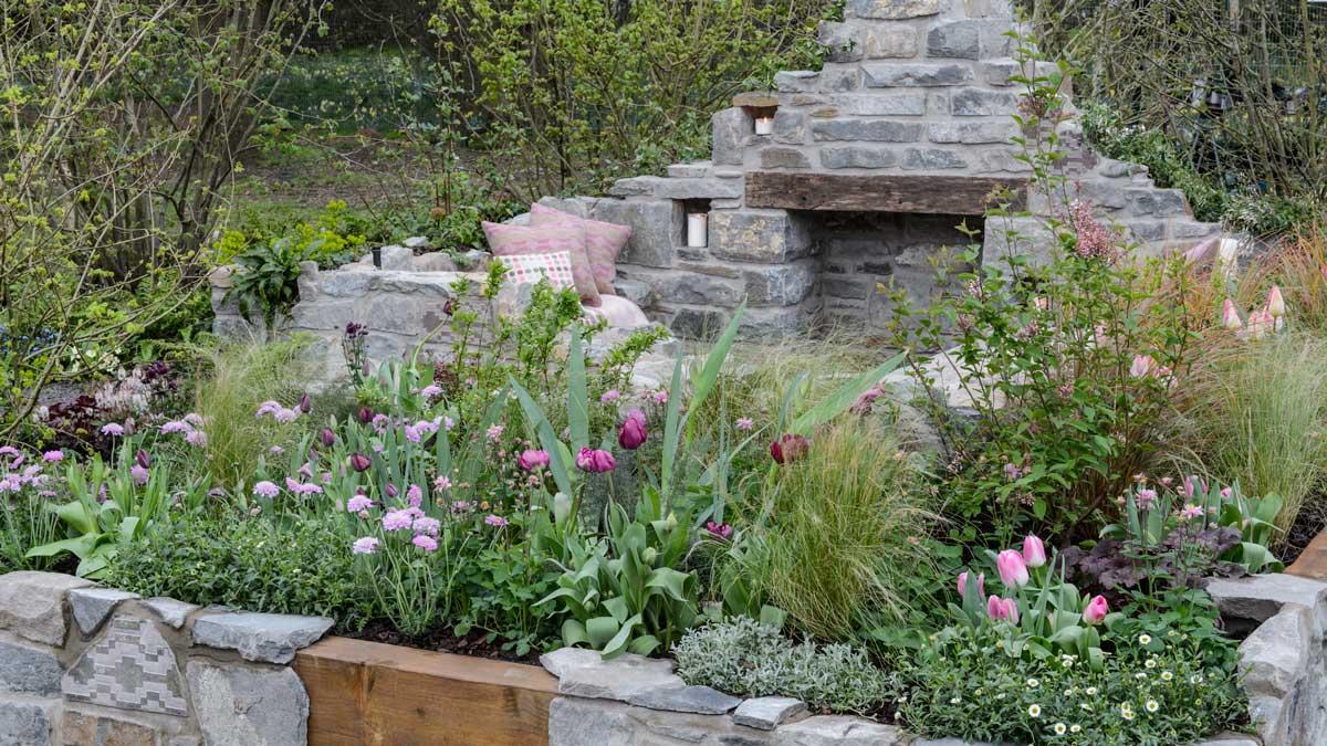 All about the RHS Flower Show Cardiff 2016 / RHS Gardening