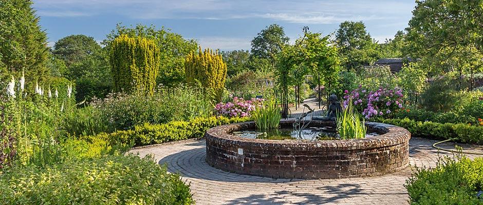 About Rosemoor / RHS Gardening